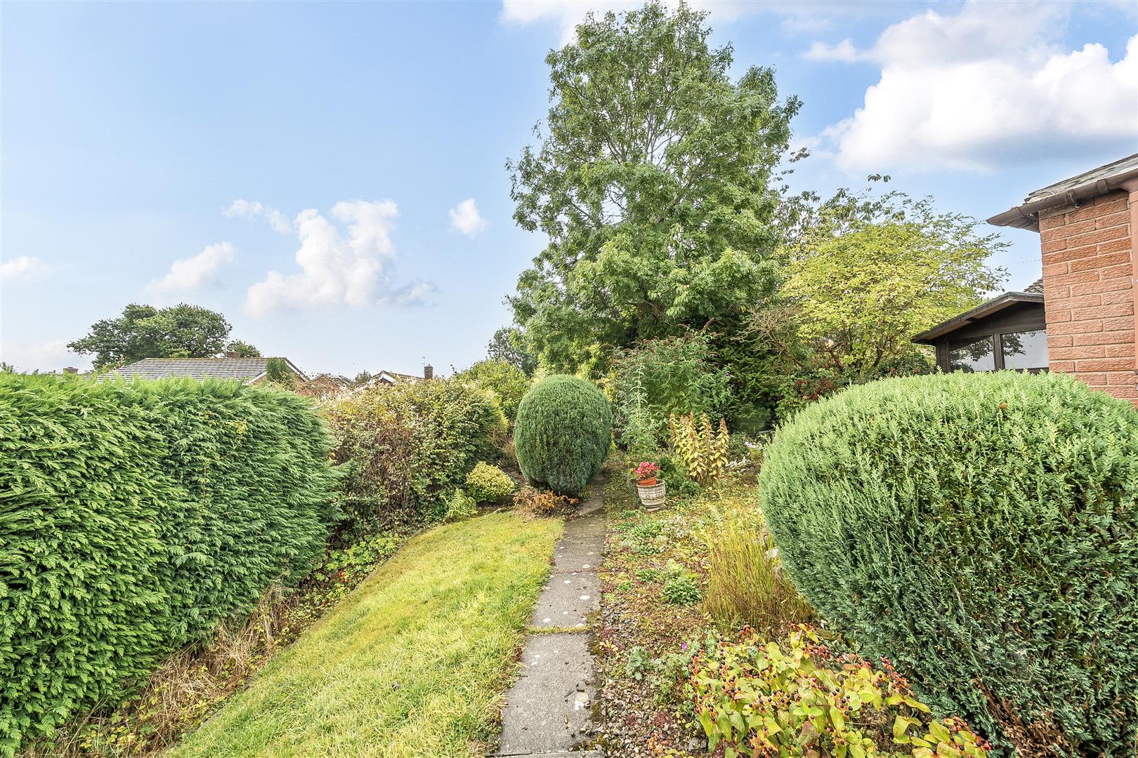 10, Breidden Close, Oswestry, SY11 1TT | Estate Agents & Auctioneers